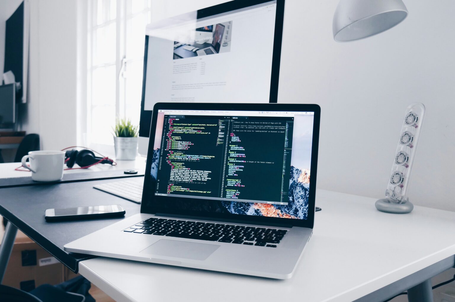 What Is Cross-Platform Software Development? | NorthBuilt